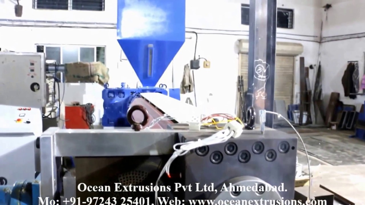 PP PE Waste Plastic Recycle Machine - YouTube