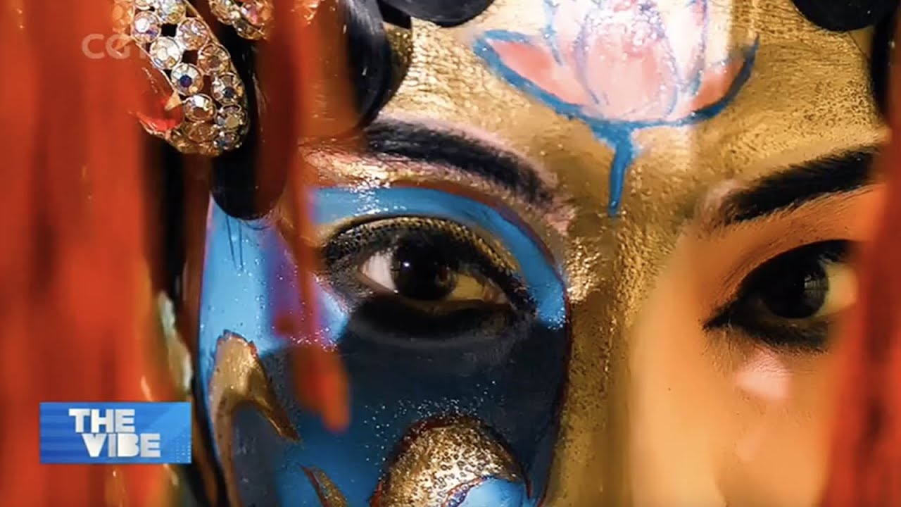 How to decode the facial mask of Peking Opera - YouTube