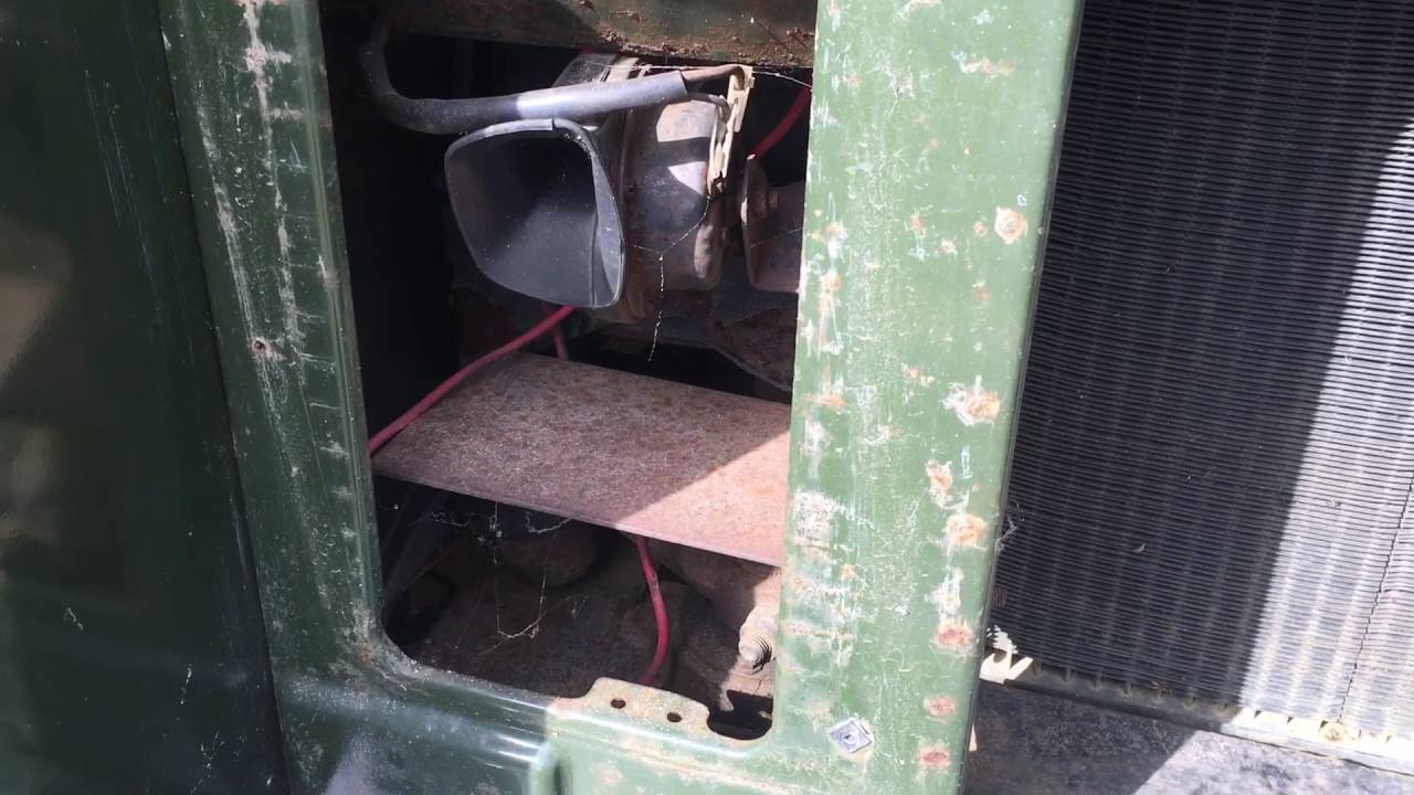 Inside a series 3 Land Rover radiator compartment - YouTube