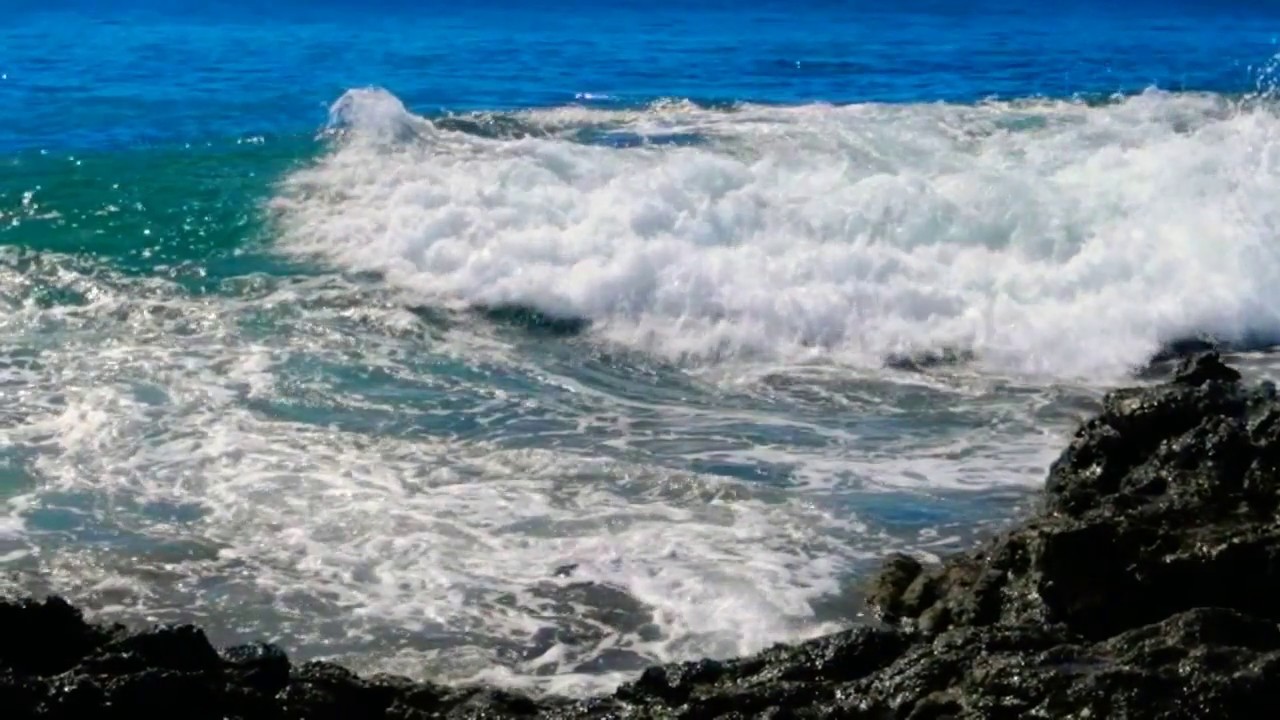 Wave, slow motion - YouTube