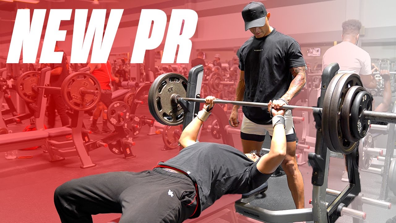315 BENCH PR AT 17!! - YouTube