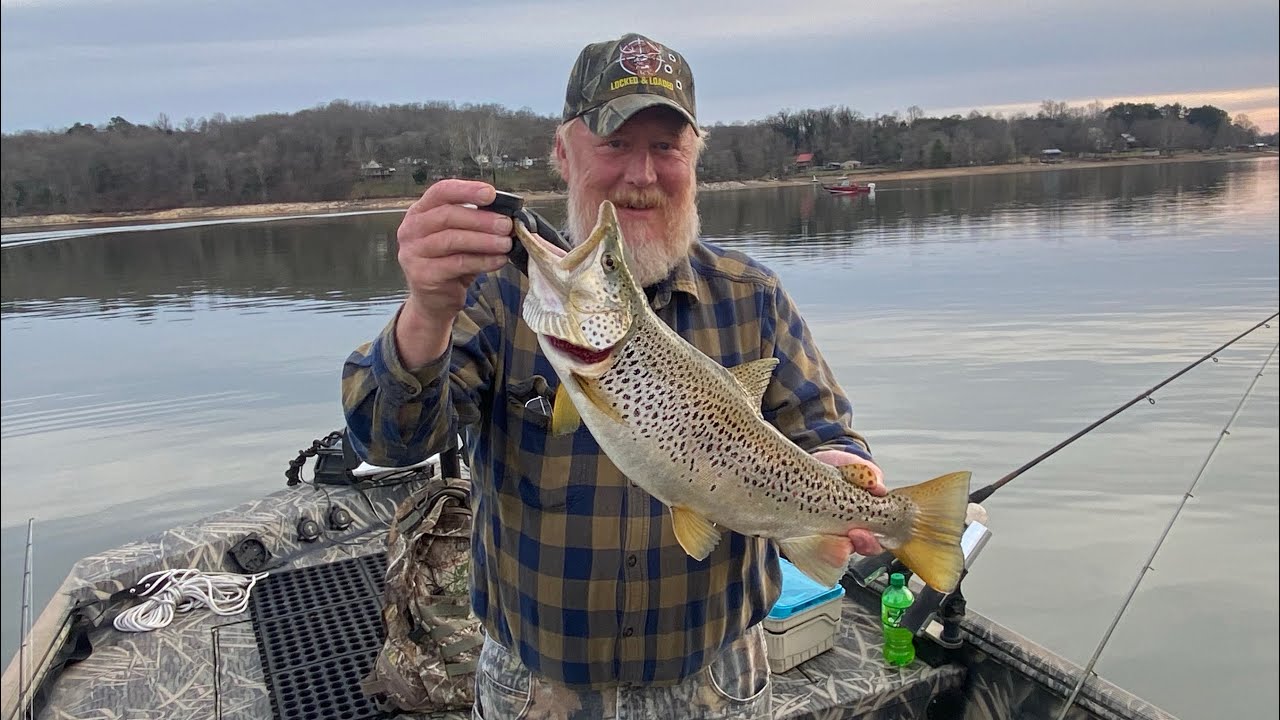 Live from Boone Lake TN - YouTube