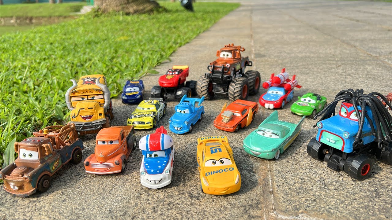 Disney Pixar Cars Looking For Lightning McQueen,Tow Mater,Jackson Storm ...