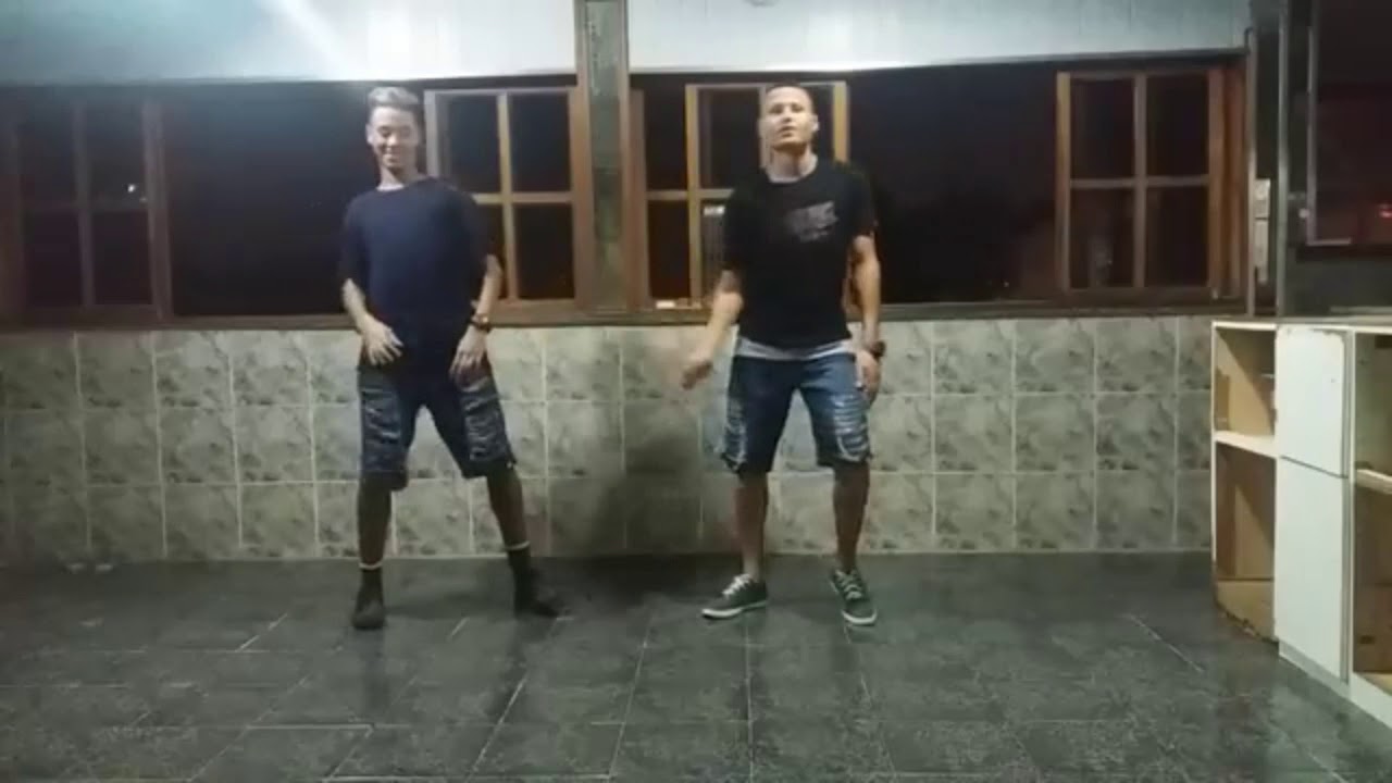 Coreografia Encaixa - MC Kevinho e Léo Santana - YouTube