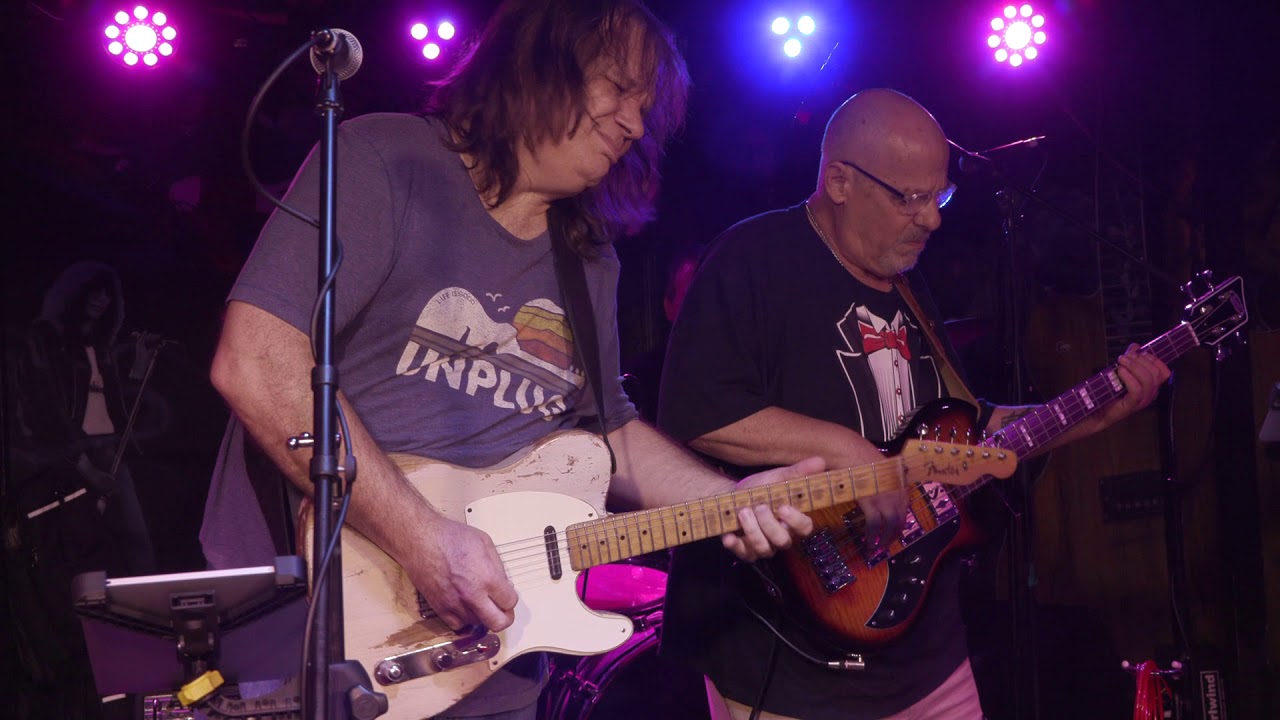 Live at KJ Farrell's - "Castles Made Of Sand" - YouTube