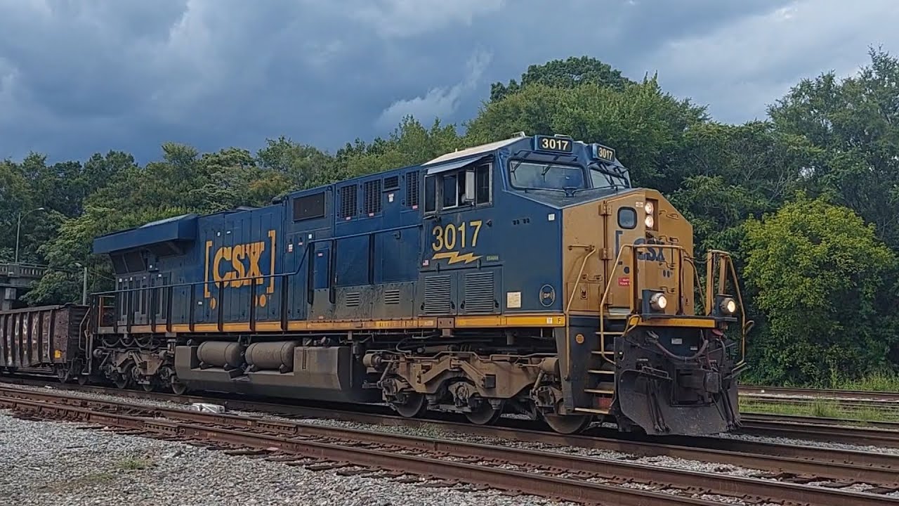 CSX M653 headed Northbound in Monroe NC with CSXT 3017 in the lead 9/12/22🇺🇸 - YouTube