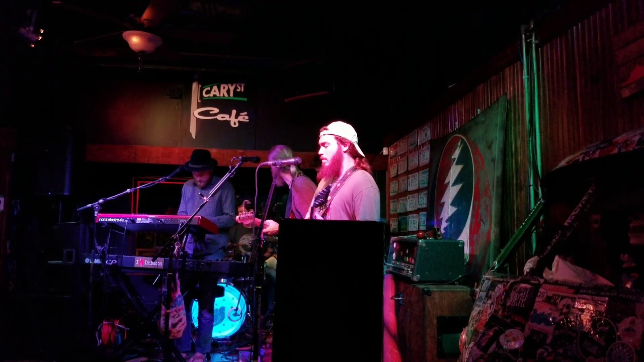 Freeway revival Cary street cafe "into the mystic" cover 4k - YouTube