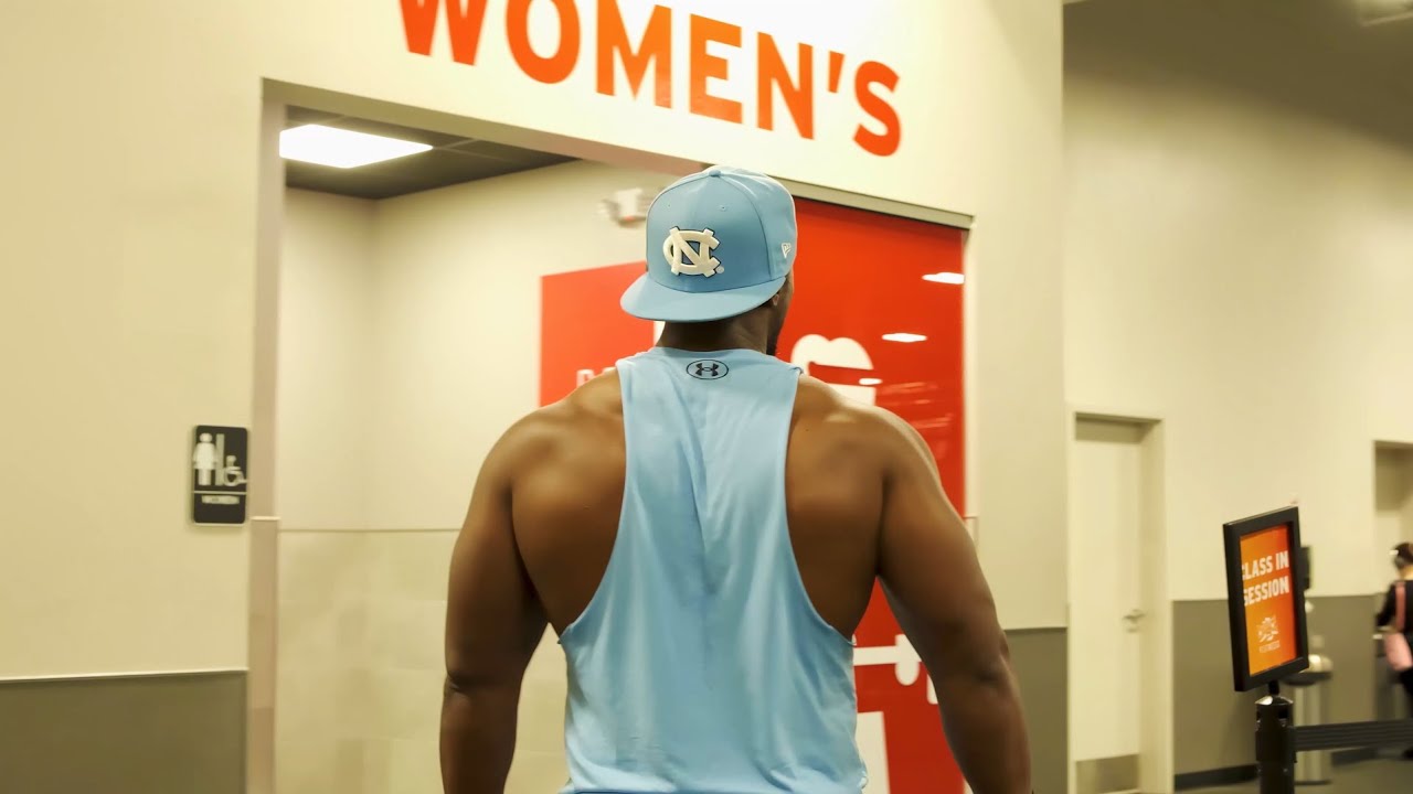 Crunch Fitness Chimney Hill Virginia Beach, Virginia - YouTube