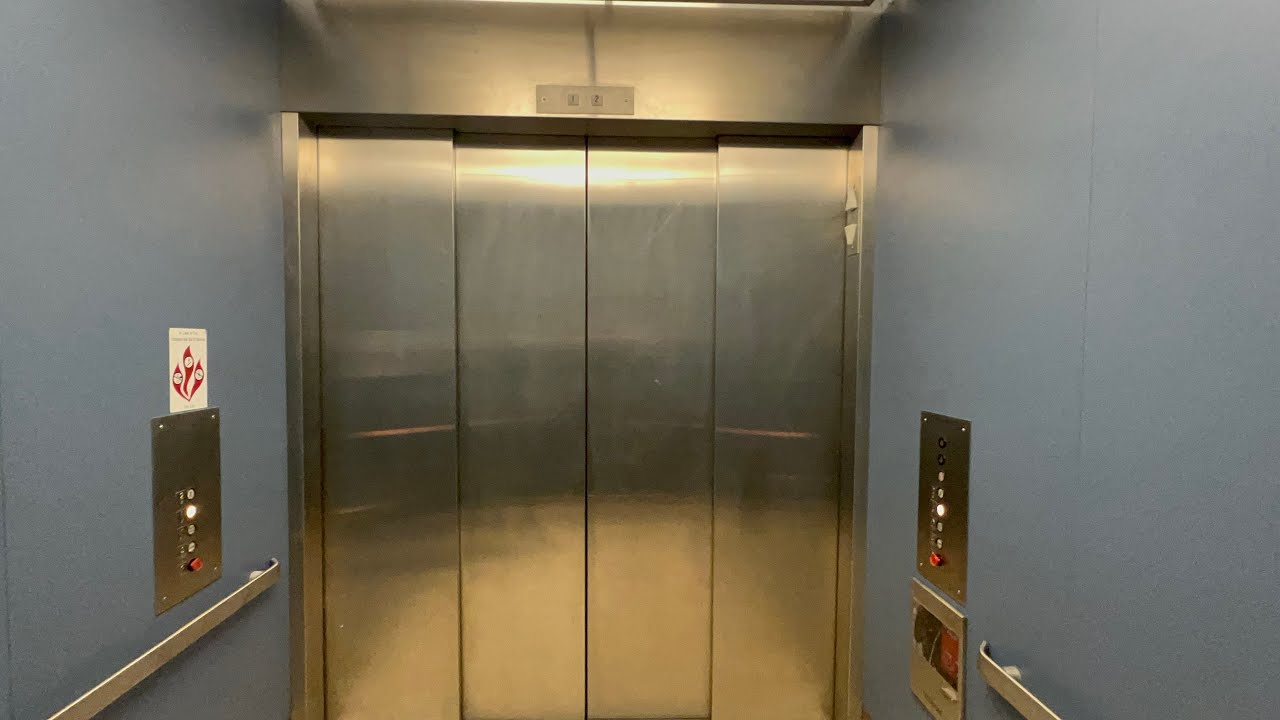 Big Dover Hydraulic Elevator at the Williams Center for the Arts ...