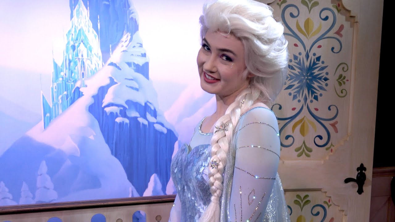 Frozen Meet and Greets with Olaf, Anna and Elsa - YouTube