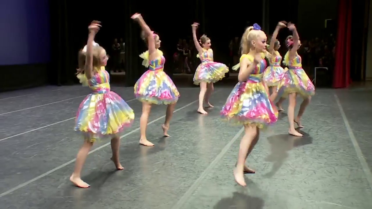 Dance Moms - Milkshake (Riverdale) - Audio Swap - YouTube