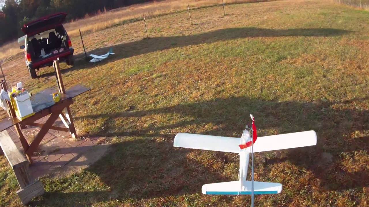 Lanier Pinto RC plane - YouTube
