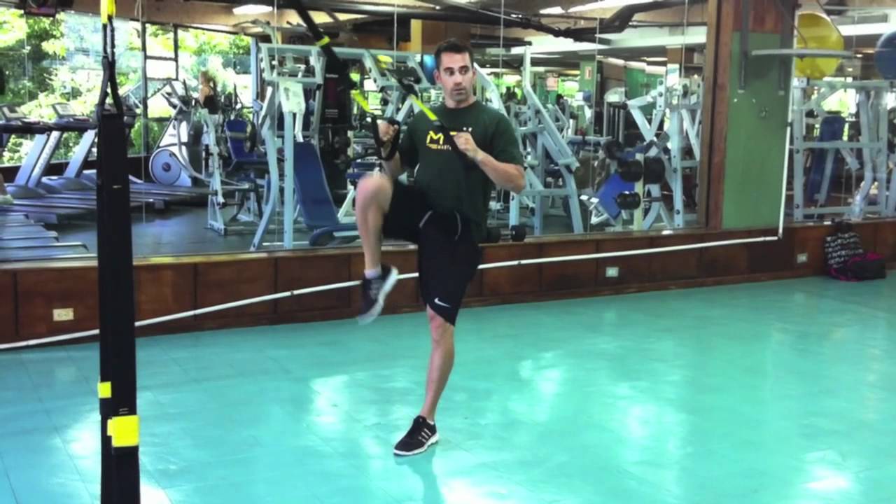 TRX Reverse Lunge con MTS - YouTube