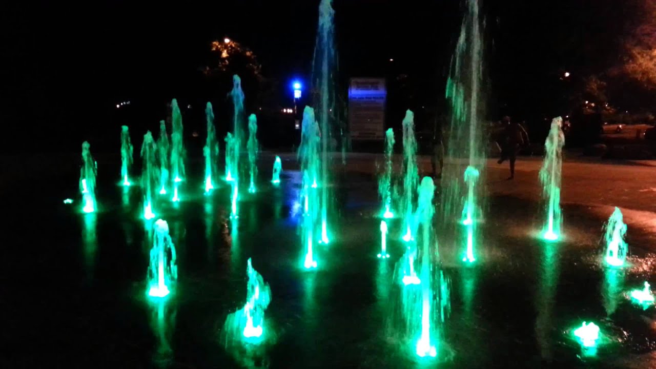 Riverfront splash pad - YouTube