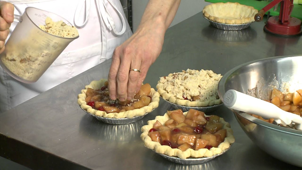 Chicago's Best Pies: Hoosier Mama - YouTube