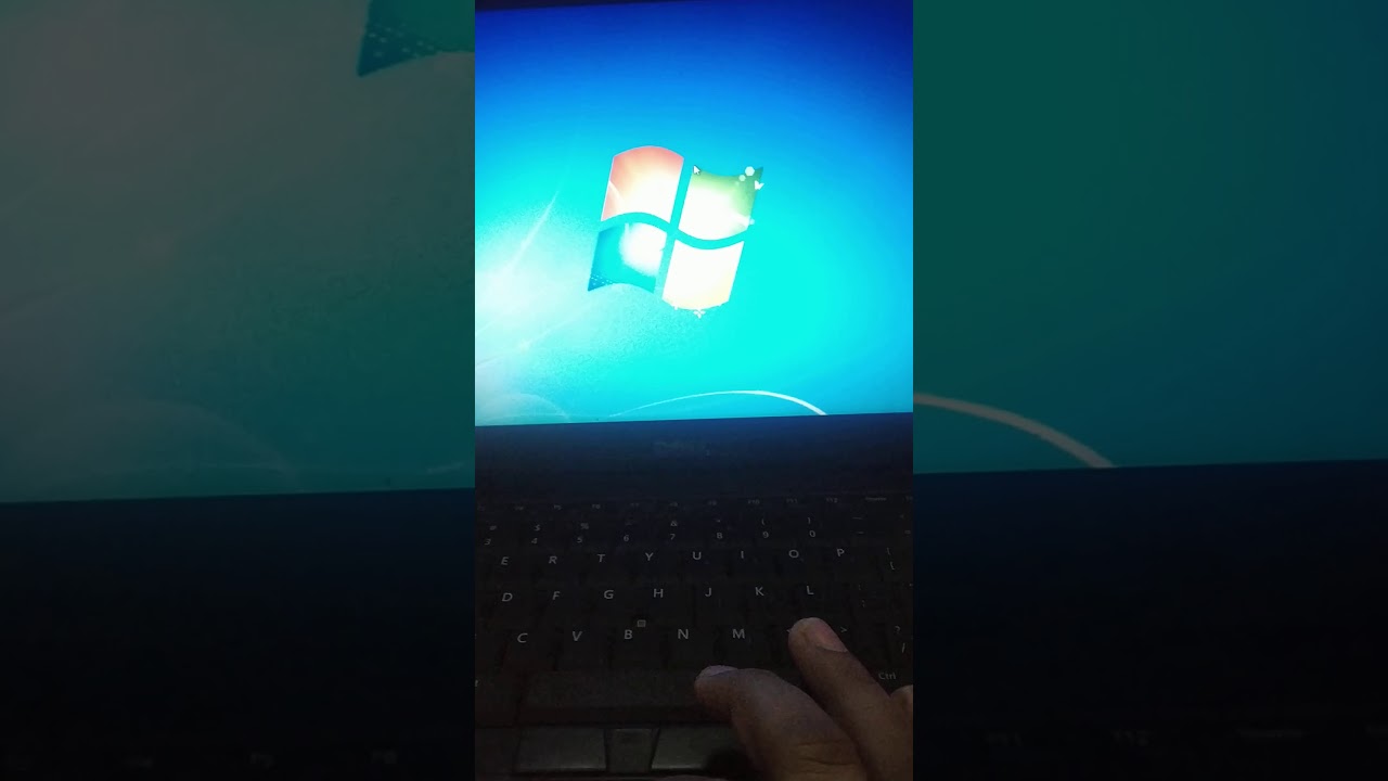 Windows blank/ desktop not showing any icon - YouTube