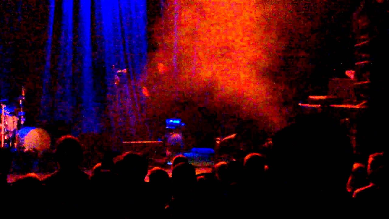 Primus performing My Name Is Mud @ The Majestic Theatre in Dallas TX on ...