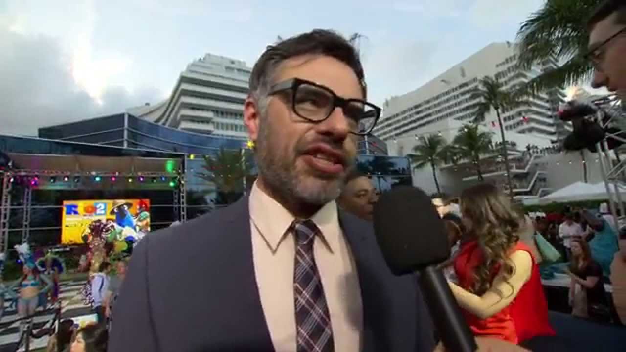 Rio 2: Jemaine Clement "Nigel" Miami Movie Premiere Interview ...