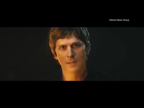 Rob Thomas releases new solo album, ‘Chip Tooth Smile’ - YouTube