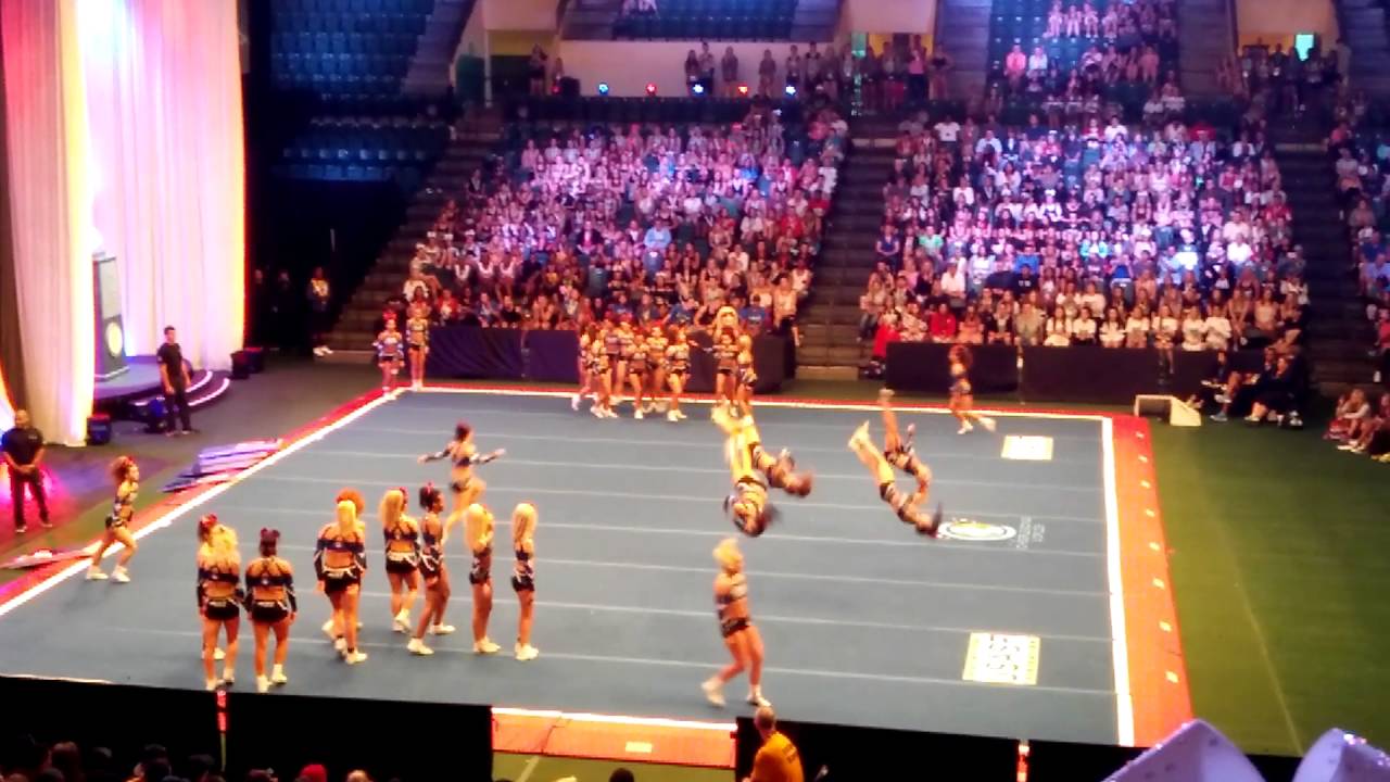 The California All Stars Aces Worlds 2016 USASF Finals - YouTube