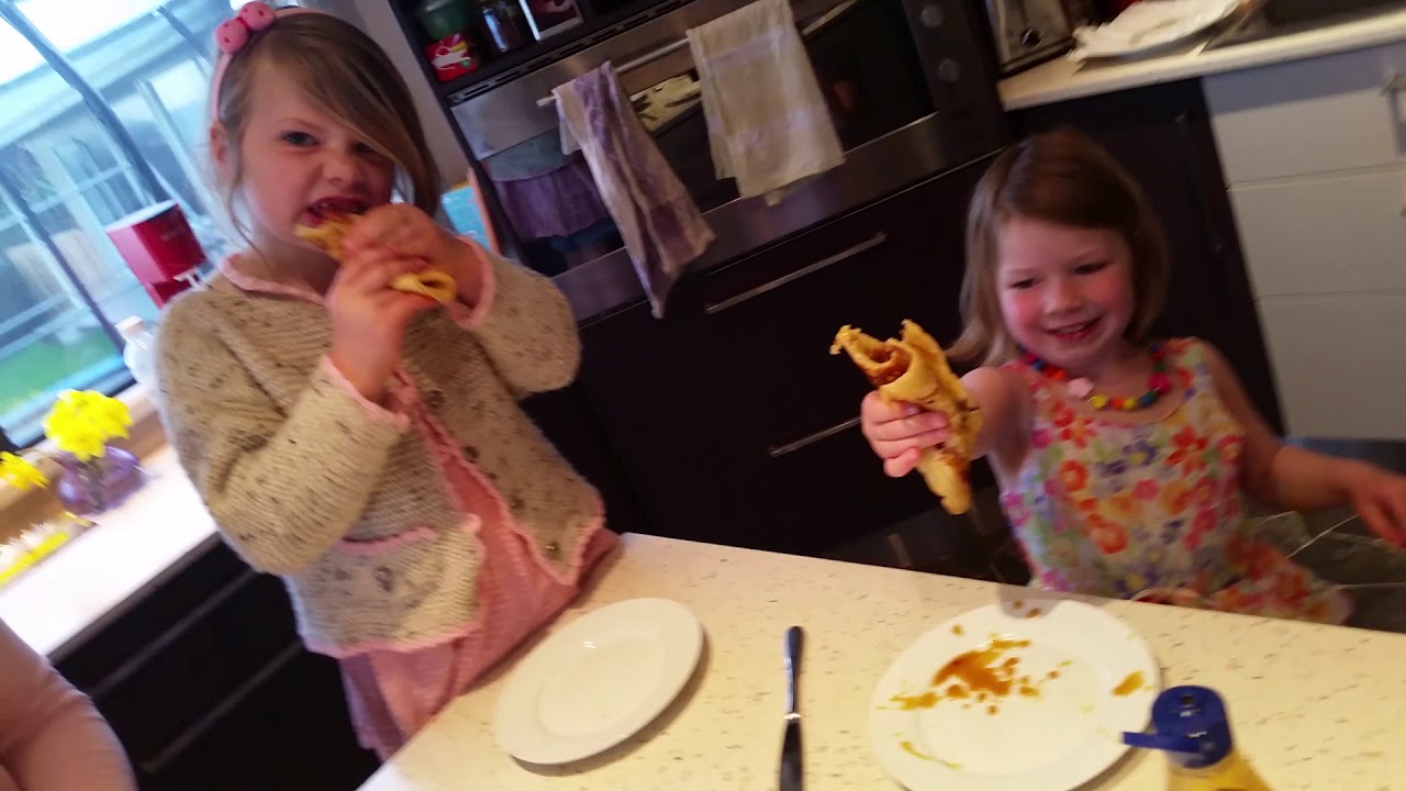 girls baking 6 of 6 - YouTube