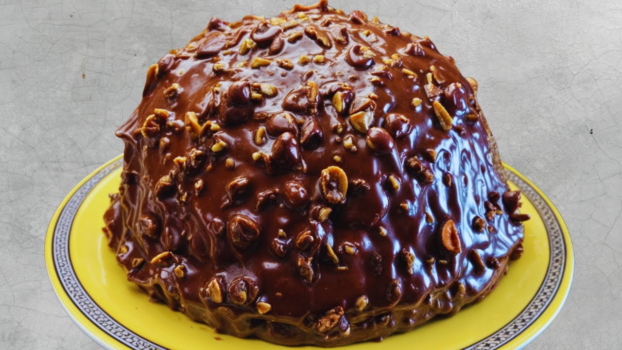 The chocolate cake that everyone is talking about! So simple and ...