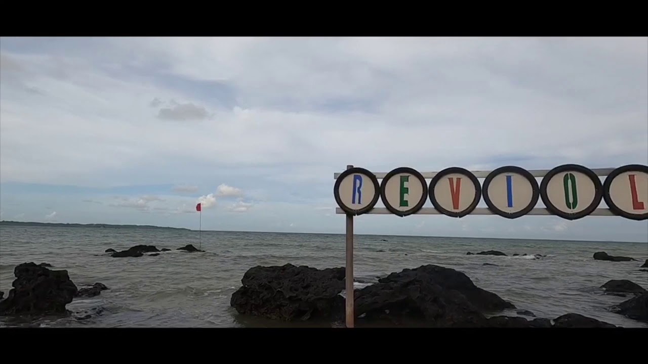 Wisata Batam, Pantai Reviola - YouTube