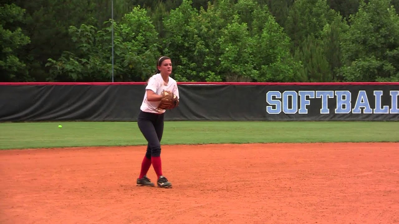 Lauren Daniel's Softball Skills Video. - YouTube