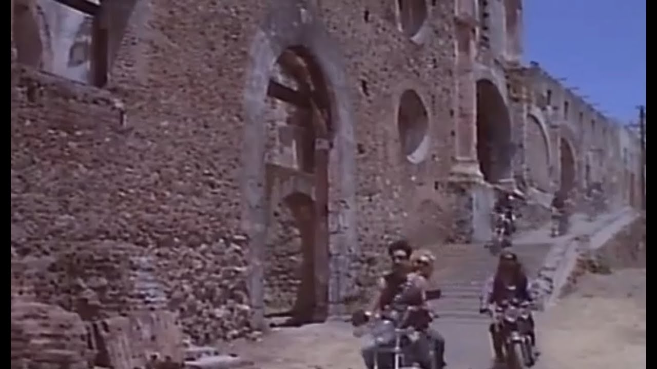 1984, Jugándose La Vida - Roberto 'Flaco' Guzmán, Juan Garrido, Alicia ...