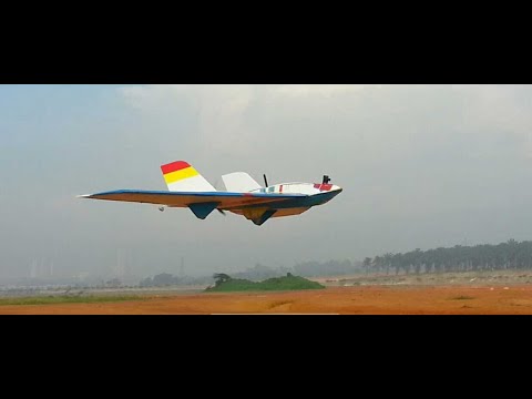 UAV DIY DRONE FLYING WING - YouTube