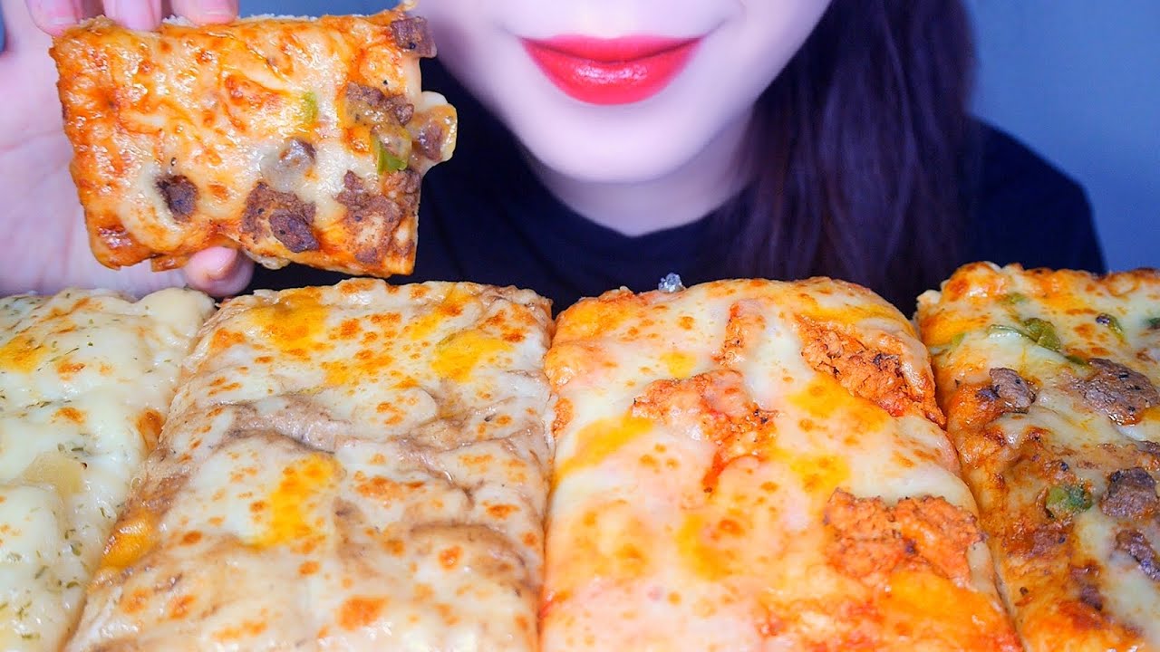 ASMR SQUARE PIZZA 피자 먹방 MUKBANG EATING SOUNDS - YouTube
