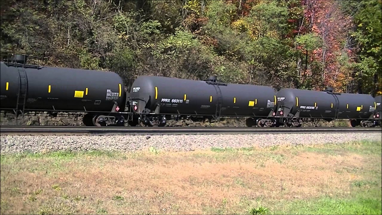 Norfolk Southern NS1093 Leads a Unit Tank Train - YouTube