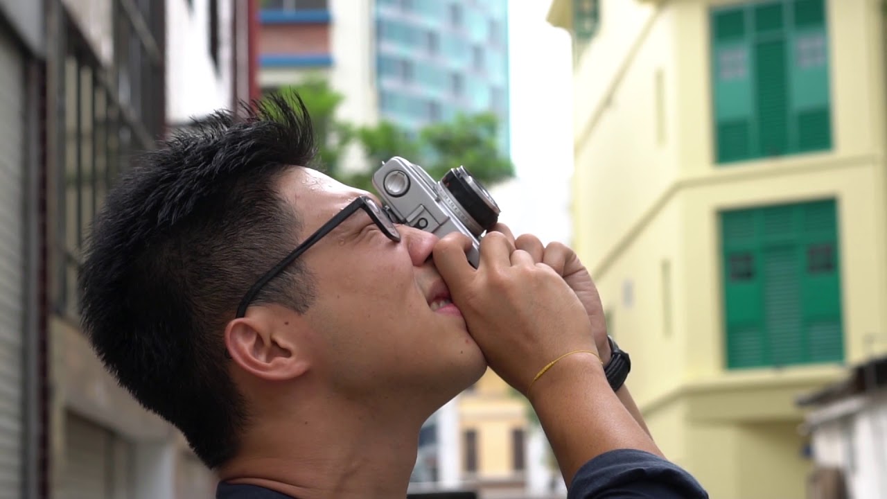 Zhi Jie tries out the Olympus Trip 35 | Test Roll