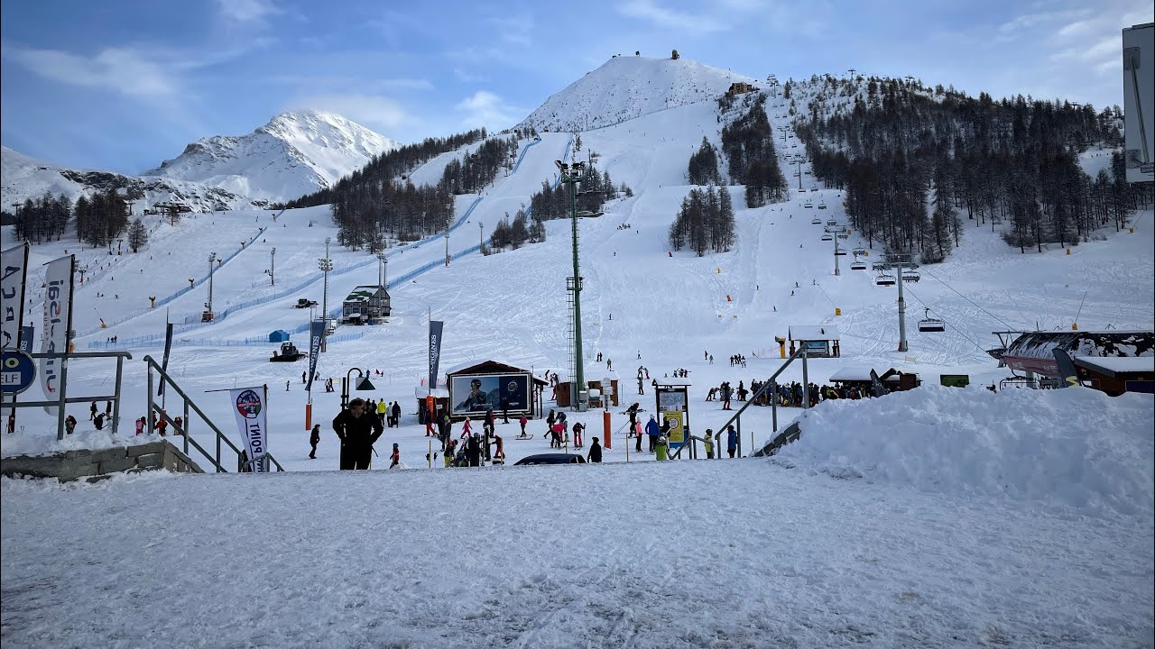 Spending holiday in Snow mountain of Sestriere - YouTube