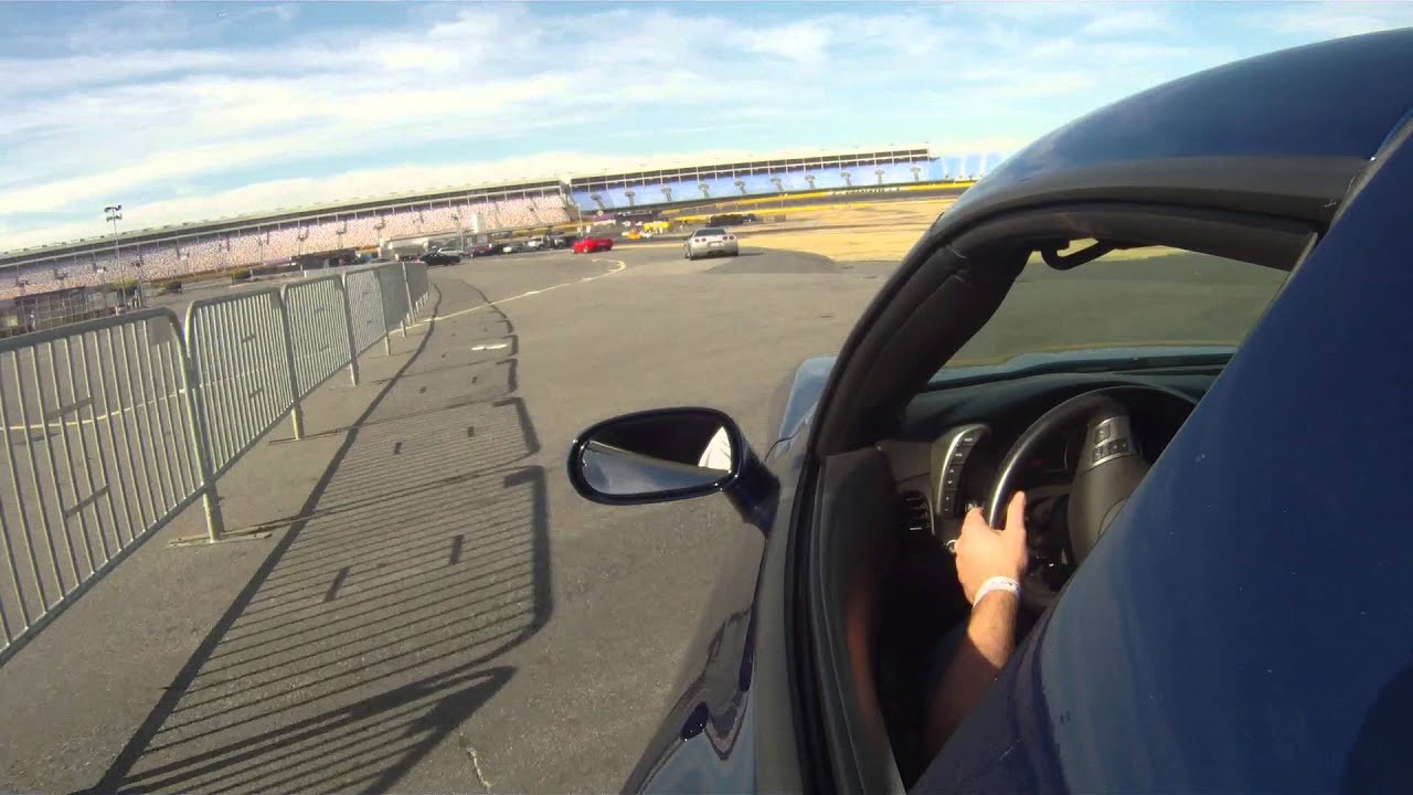 Metrolina Corvettes - Charlotte Motor Speedway 2012 - YouTube