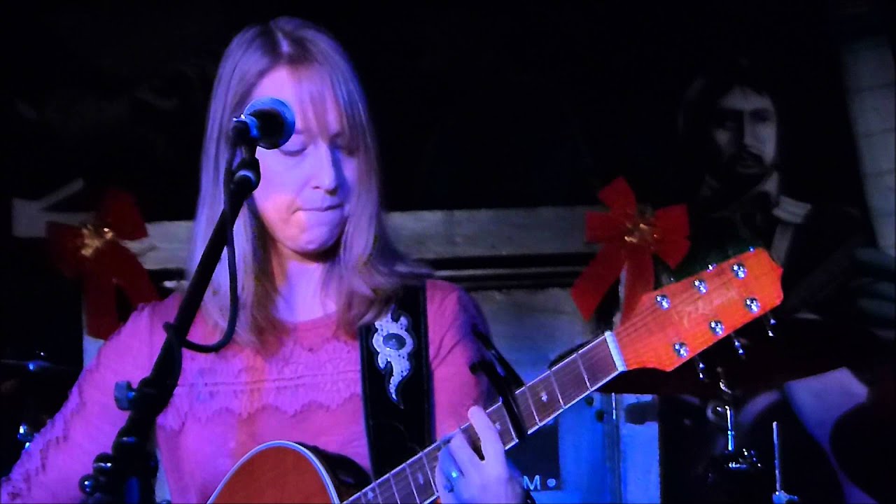 Katie Pearlman - at KJ Farrell's, Dec 2015 (58-59) - YouTube