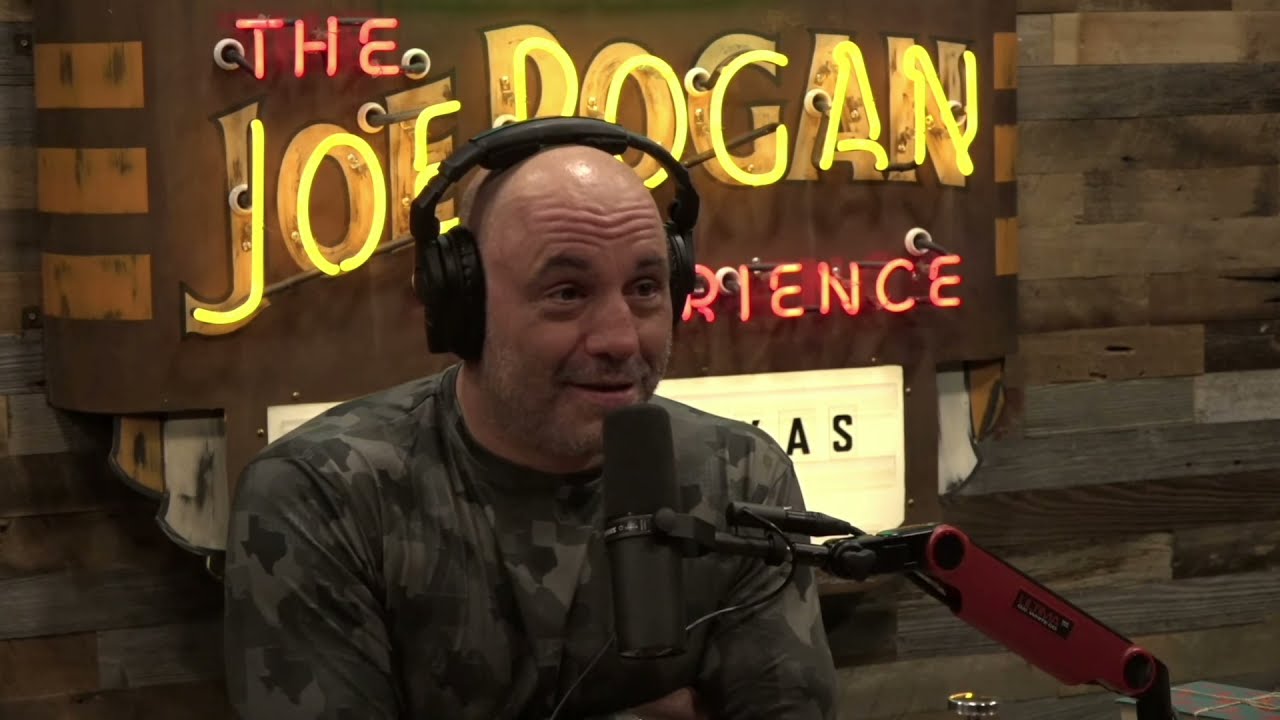 JRE #1744 Derek from More Plates More Dates in 30 seconds - YouTube
