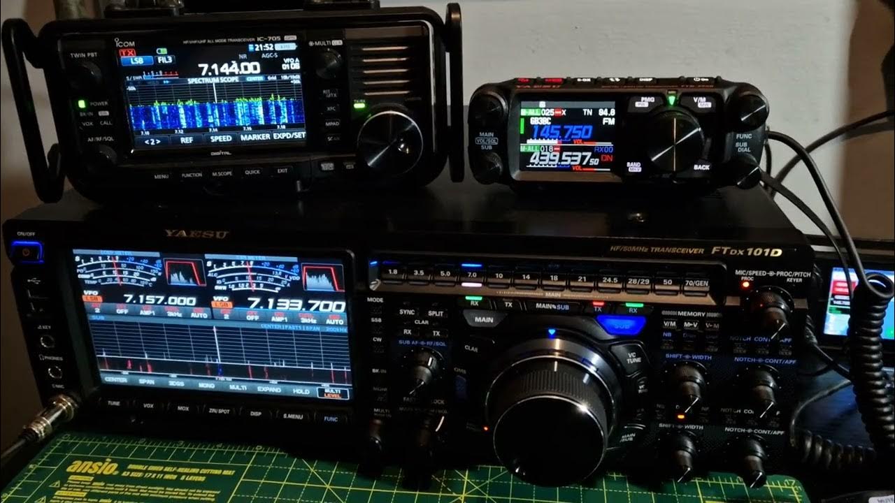 YAESU FTDX101,ICOM.IC-705, YAESU FTM500D - YouTube
