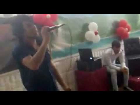Arsız Bela ( Sevmediğini Bile Bile ) Canlı Performans