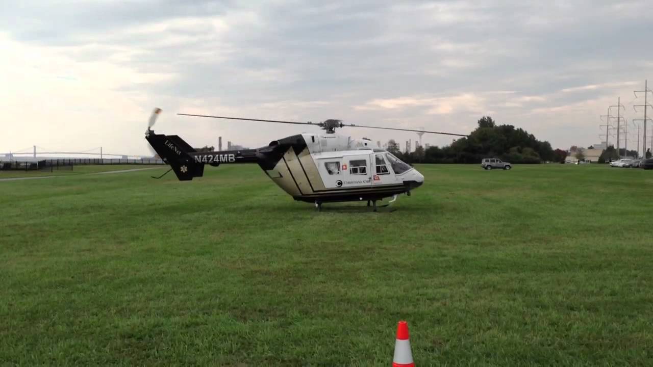 Medivac LifeNet Helicopter at Fox Point Delaware - YouTube