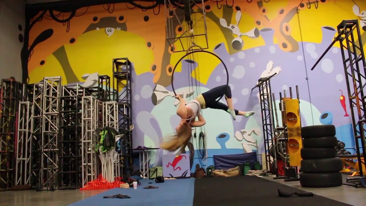 Awesome Aerialist 'Emma Byers' (Nevada) - YouTube