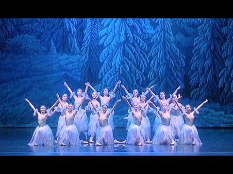 Nutcracker Snow Scene - YouTube