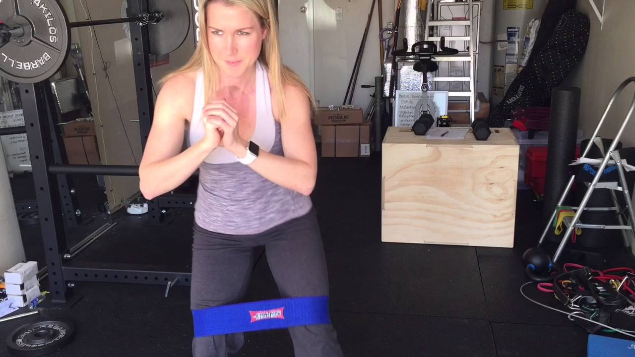 sumo band walks - YouTube