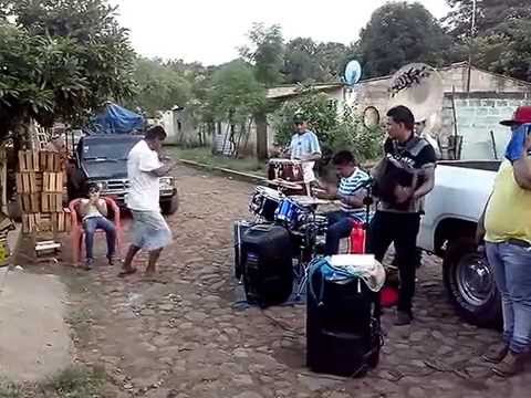 NORTEÑO BANDA M-5 DE 5 DE MAYO NAYARIT