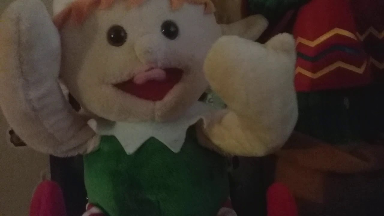 Giggles International Animated Elf Thing (Can U Comment And Like) - YouTube