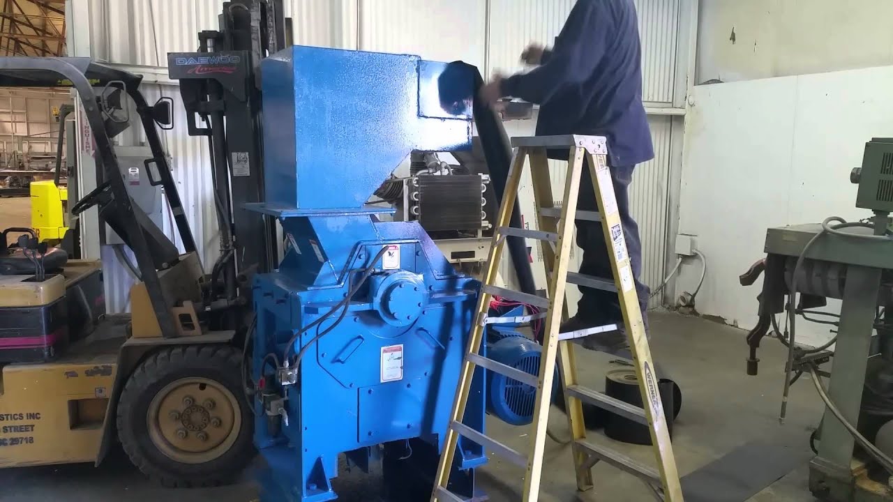 ANDRITZ SPROUT-BAUER DSE 1518 50HP GRANULATOR - YouTube