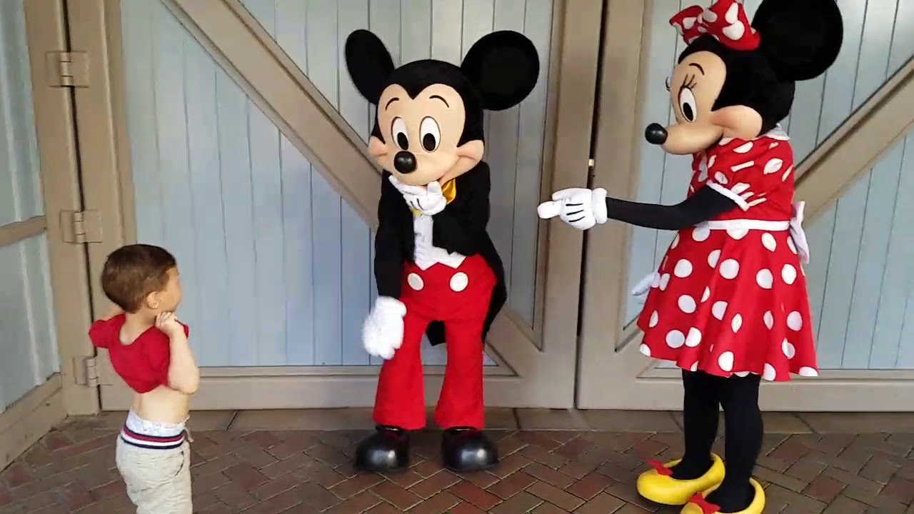 2017-08-19 Mickey, Look! - YouTube