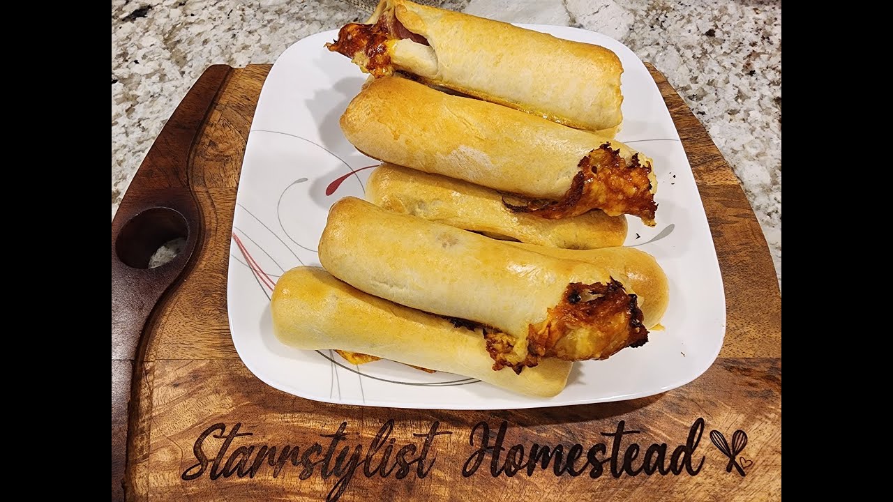 Wrapped Cheese stuffed hotdogs. A M A Z I N G! And easy! - YouTube