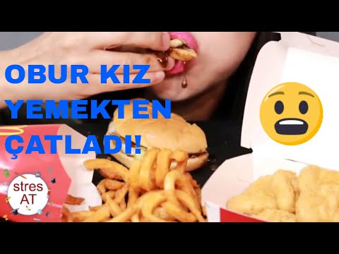 YEMEK SESLERİ , 2 PAKET MCDONALD'S YIYEN KIZ,  KULAKLIK TAKIN