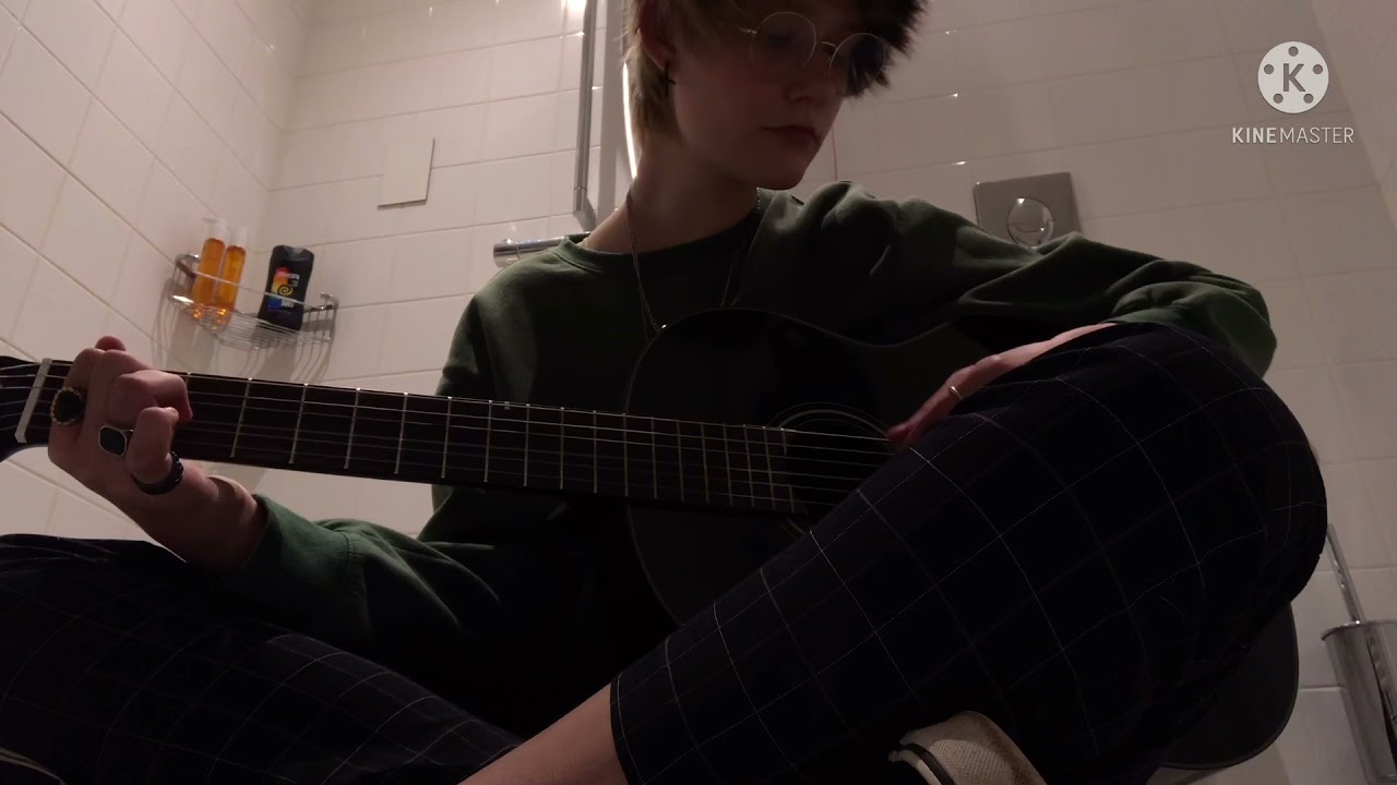 Green - Cavetown guitar cover - YouTube